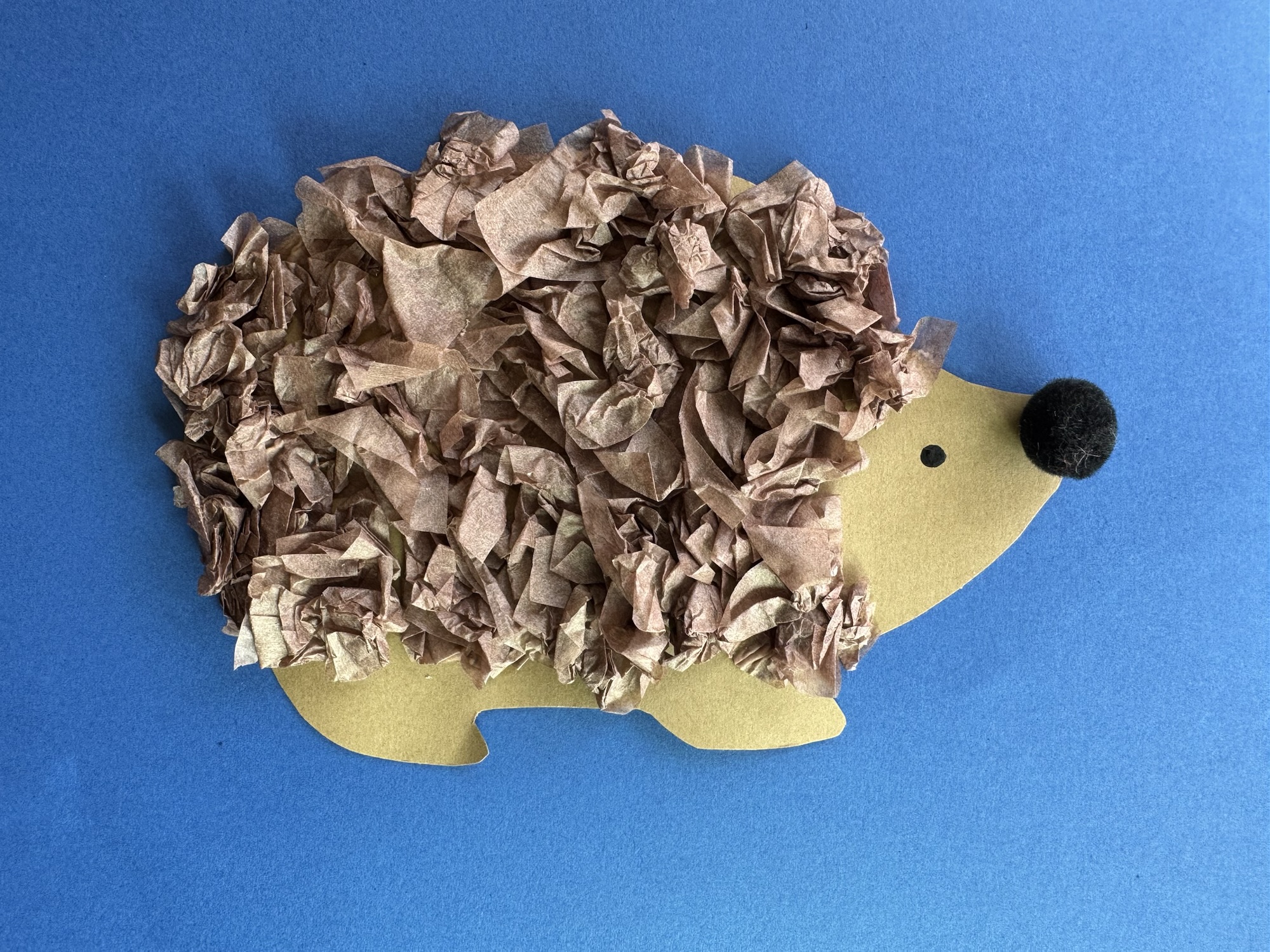 Darling Tissue Paper Hedgehog Craft - inlovewithlearning.com